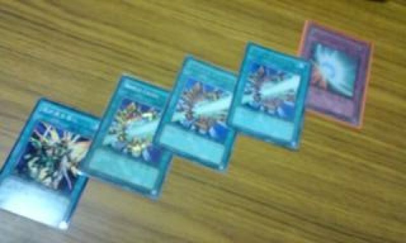 Found this funny picture when lurking around Japanese web : r/yugioh